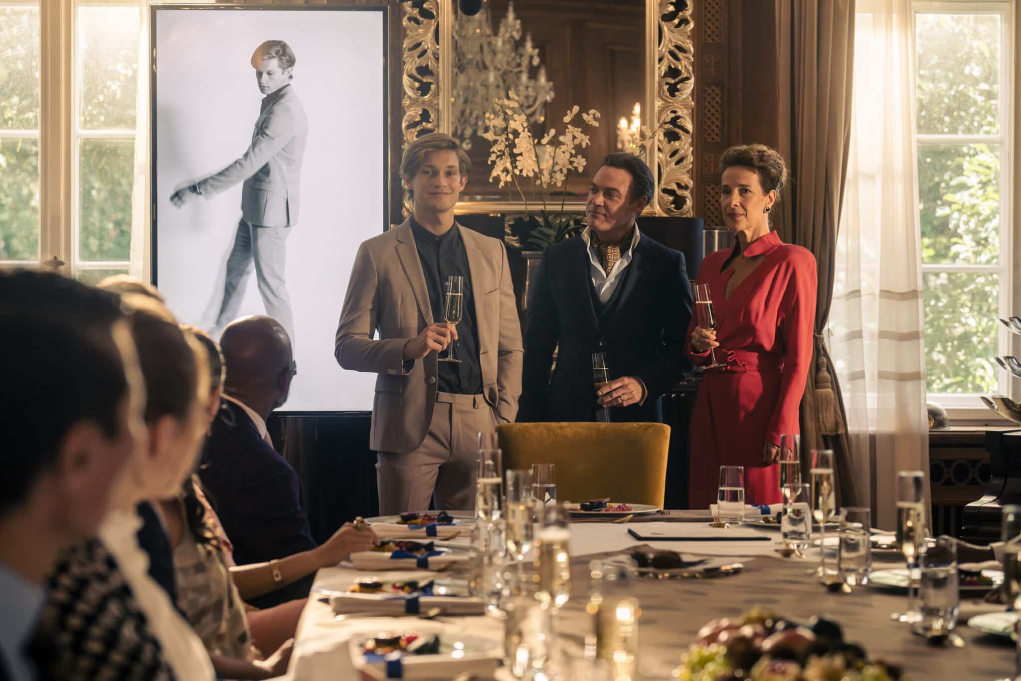 Maxton Hall Dizisi Konusu ve İncelemesi - GecBunlari